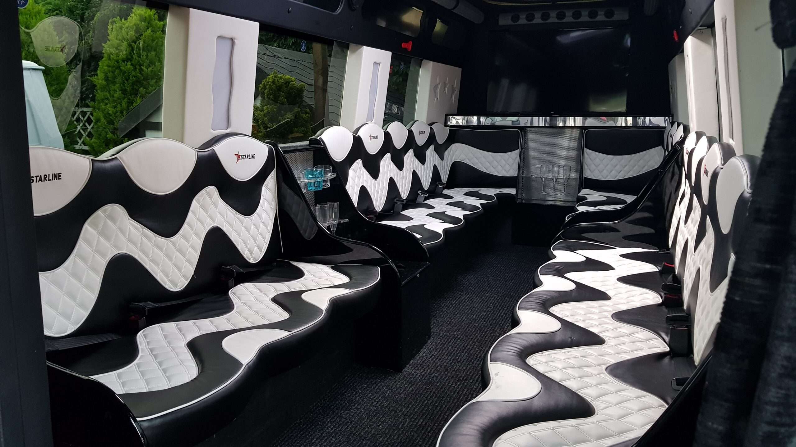 Party Bus Hire With Driver | London Party Bus Hire - Goldline Cars